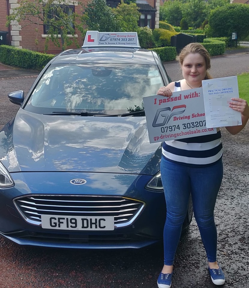 Driving Lessons in Irlam - Driving School in Irlam - GP Driving School